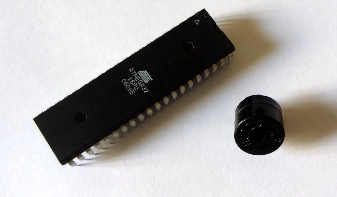 Jak podłączyć i zaprogramować ATmega buzzer - poradnik dla początkujących