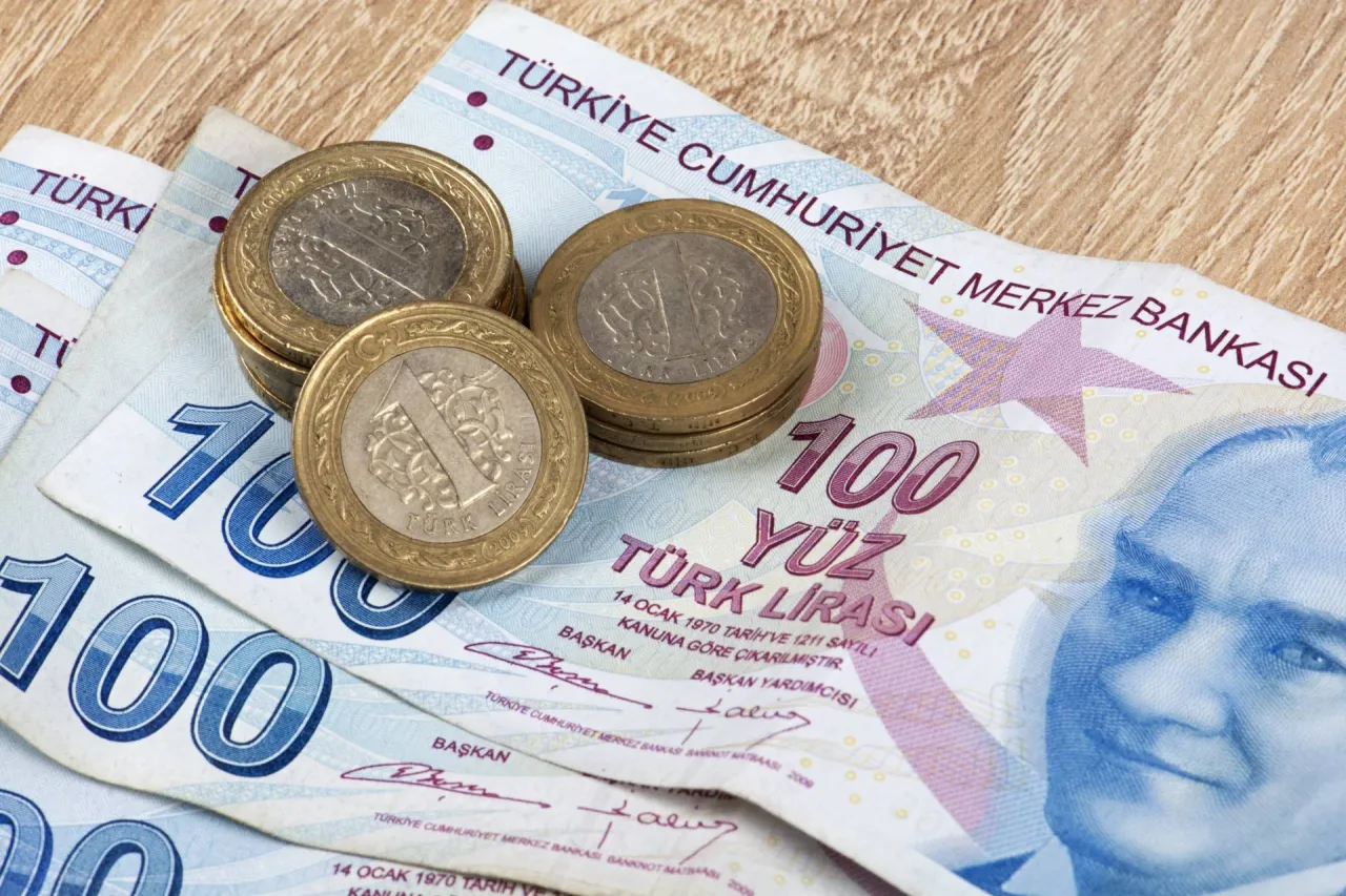 Jaka waluta obowiązuje w Turcji? Sprawdź, co musisz wiedzieć!