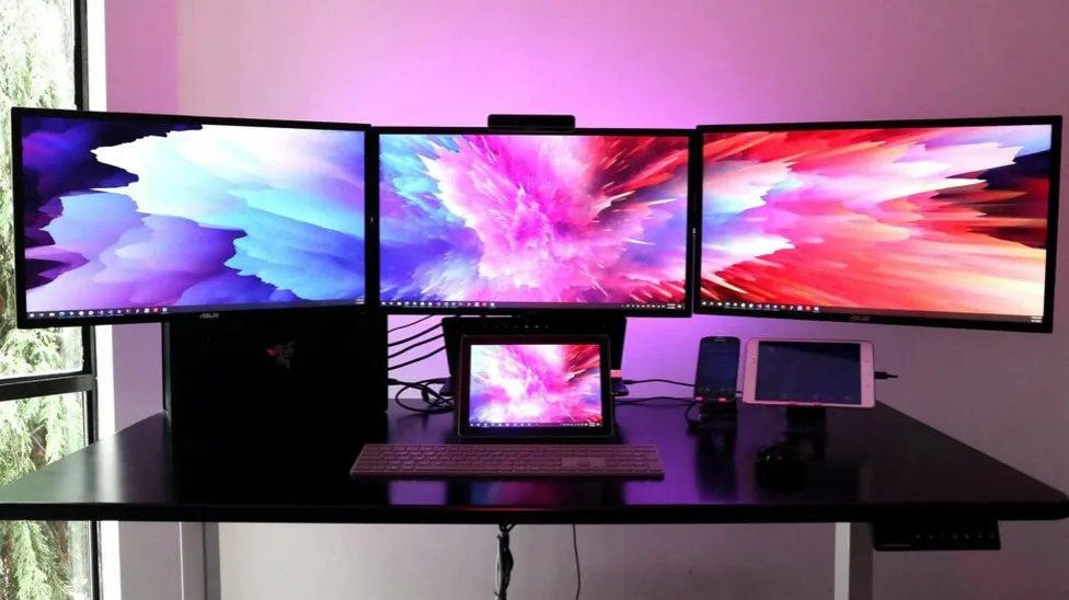 Co to jest monitor? Rodzaje i parametry ekranów komputerowych