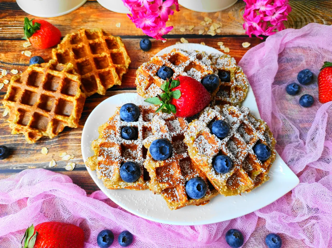 Jak zrobić pyszne gofry z płatków owsianych i banana - przepis fit