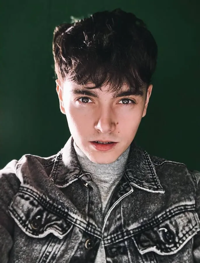 Jan Dąbrowski - wiek i kariera youtubera, który podbił internet