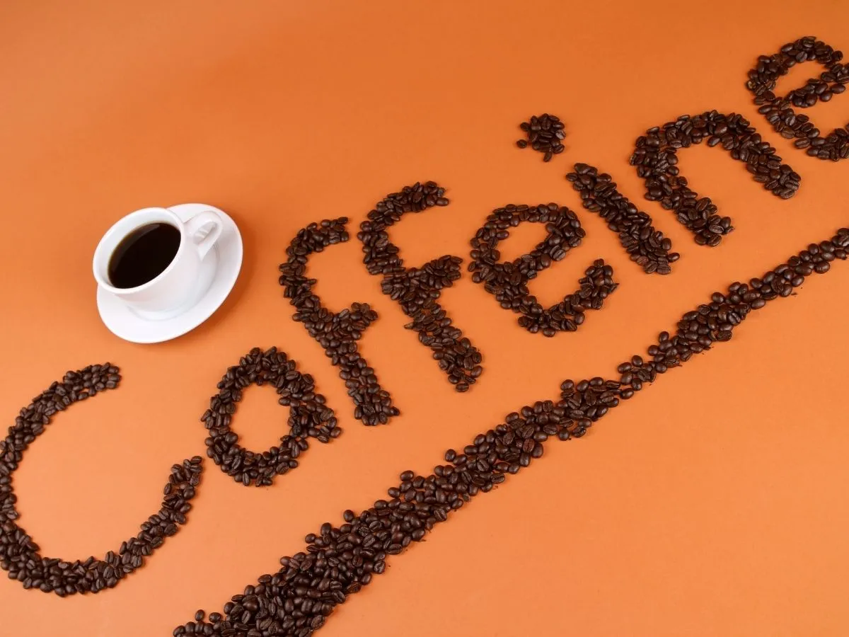 Ile kofeiny ma łyżeczka kawy rozpuszczalnej? Zaskakujące fakty!