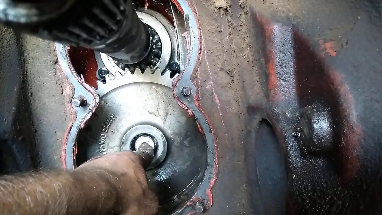 Jak wymienić wałek pedału sprzęgła C360 bez błędów – prosty poradnik krok po kroku